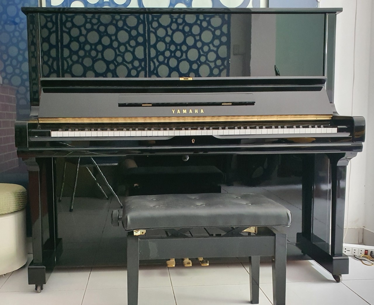 YAMAHA U3H